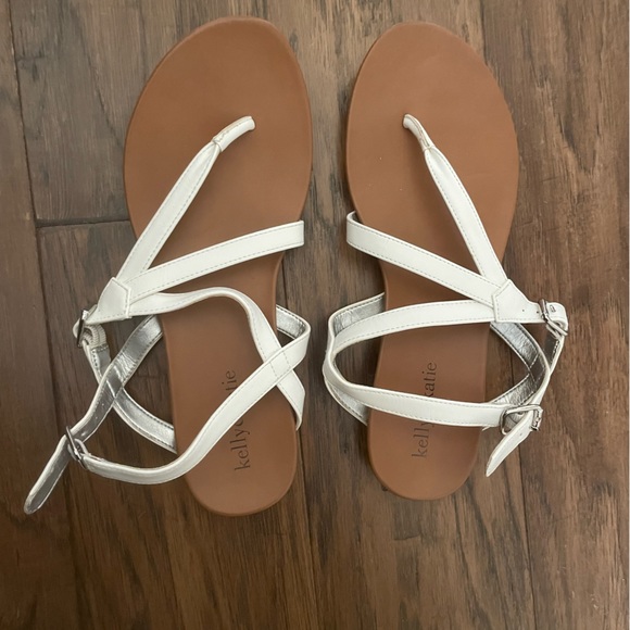 Kelly & Katie | Shoes | Kelly Katie Two Way Adjustable Sandals 75 Worn ...